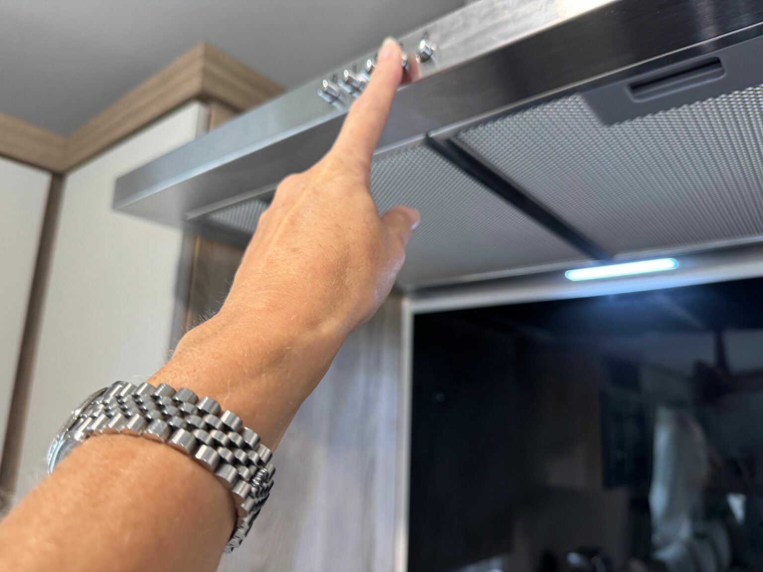 Video: How to spot and prevent damp in your static caravan ...