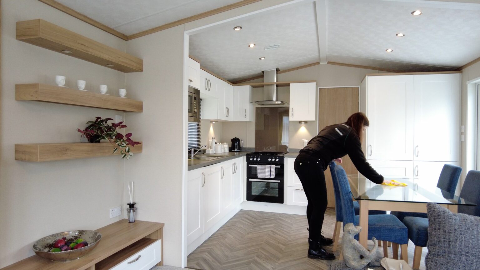 Ten tips to spruce up the inside of your static caravan - Leisuredays News