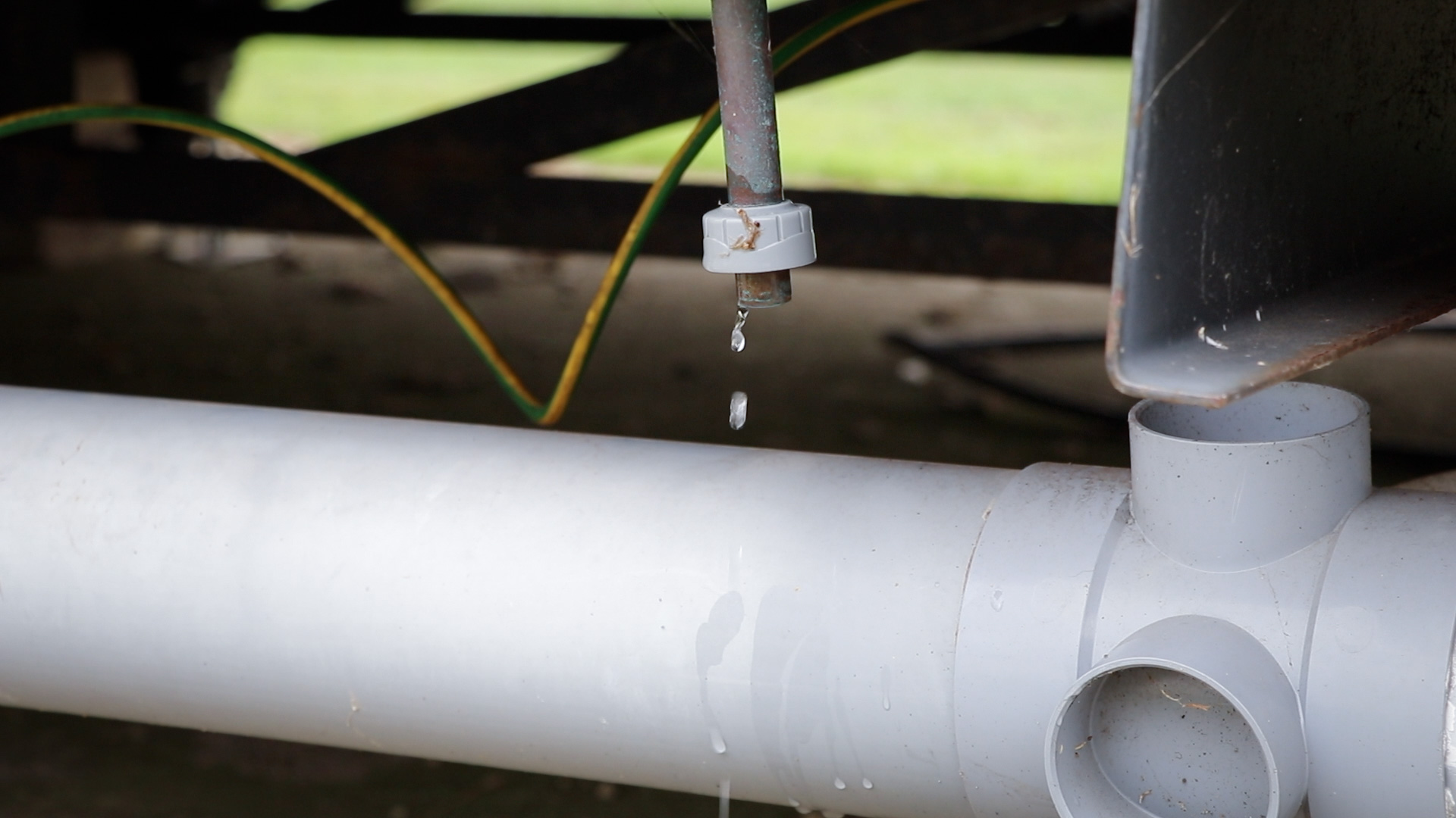 VIDEO: How to drain down your static caravan - Leisuredays News