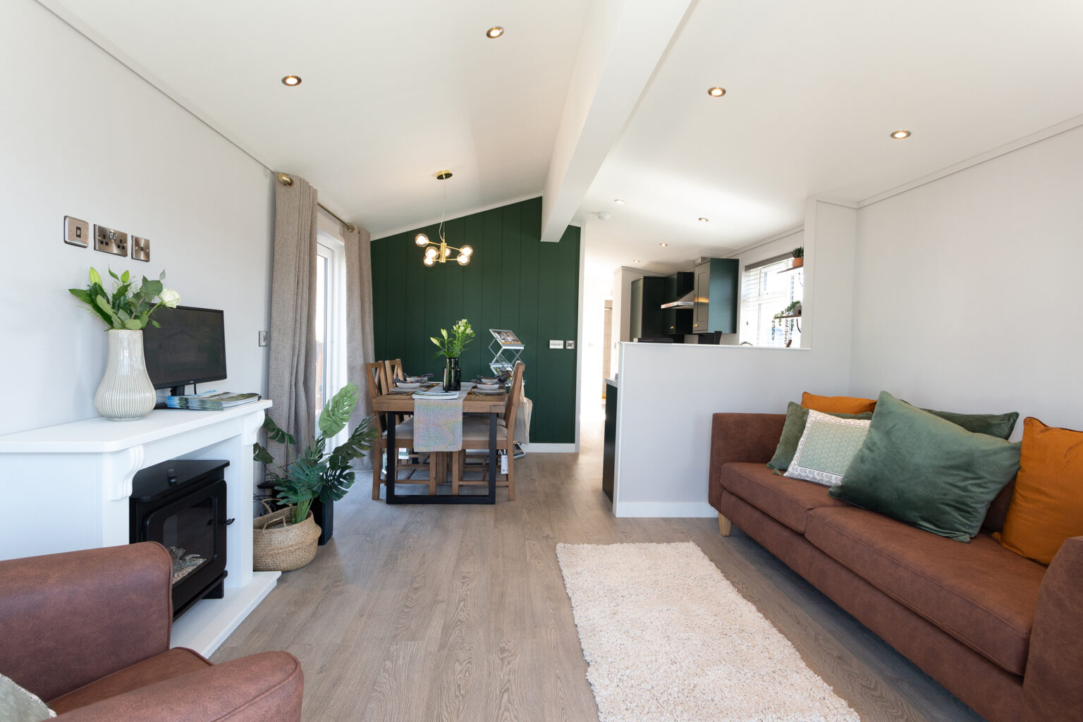 2023 Pathfinder Hollicombe holiday lodge review - Leisuredays News