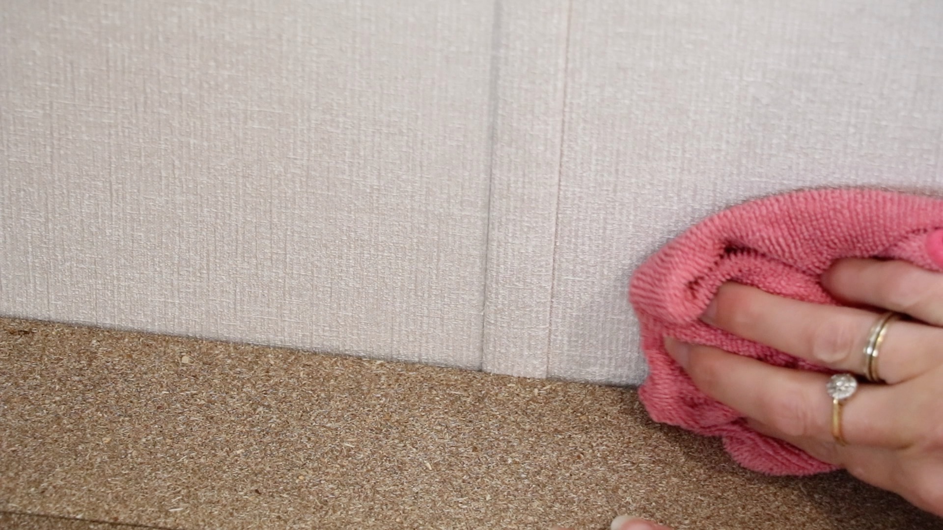 Video: How to spot and prevent damp in your static caravan ...