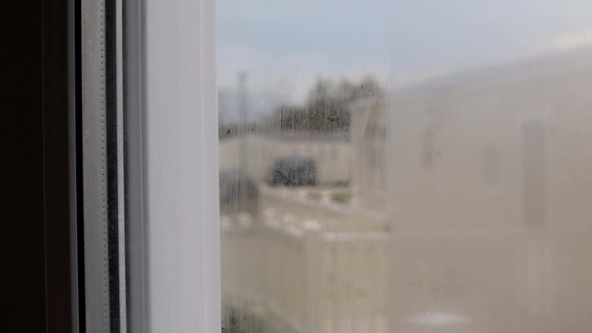 Video: How to spot and prevent damp in your static caravan ...