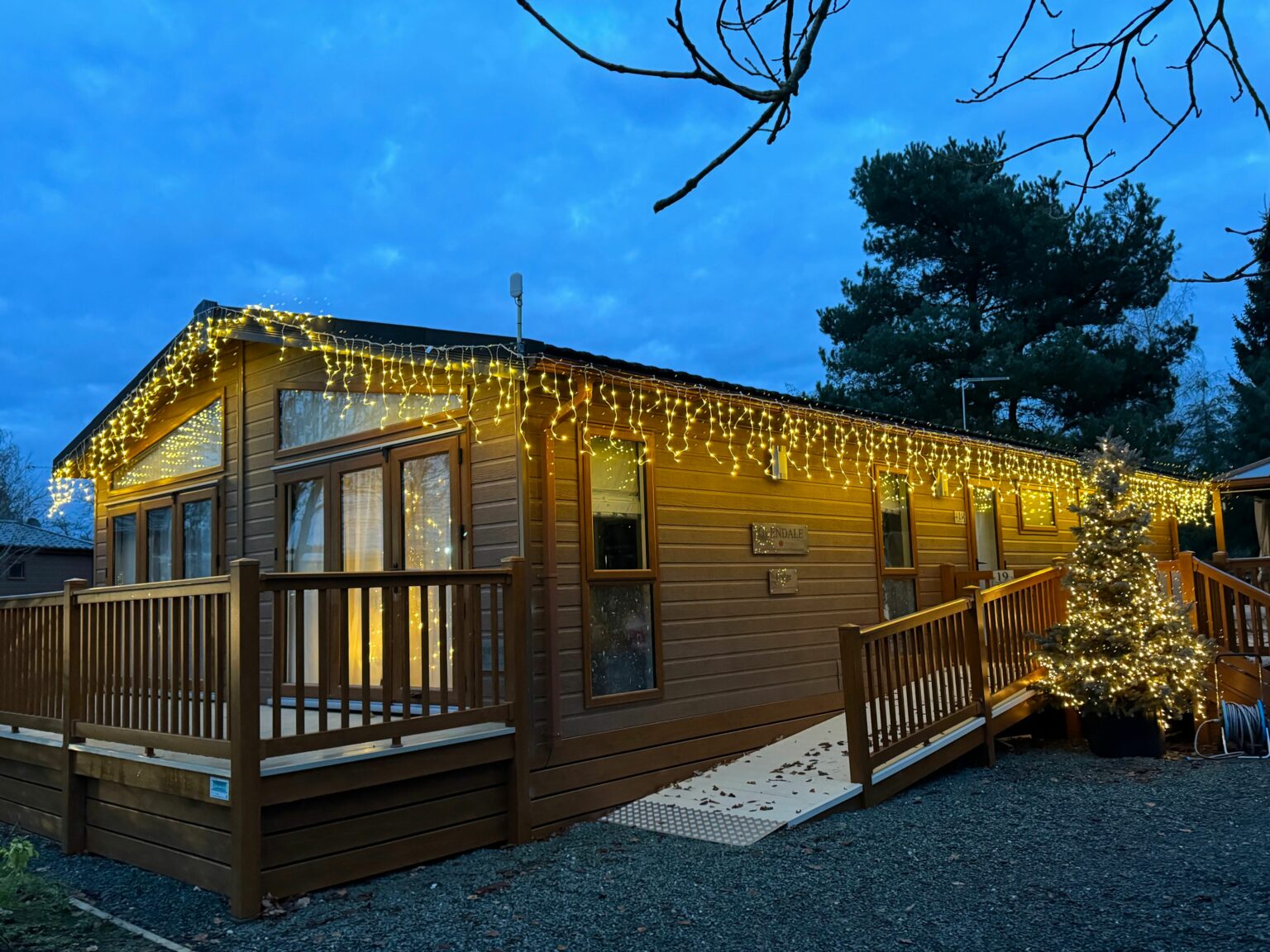 VIDEO: Ten top tips for winter caravanning - Leisuredays News