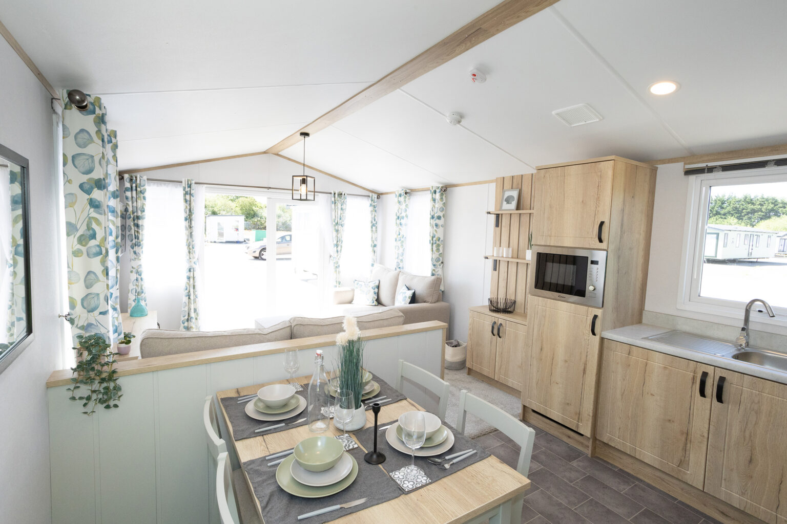 2025 Atlas Avanti static caravan review - Leisuredays News