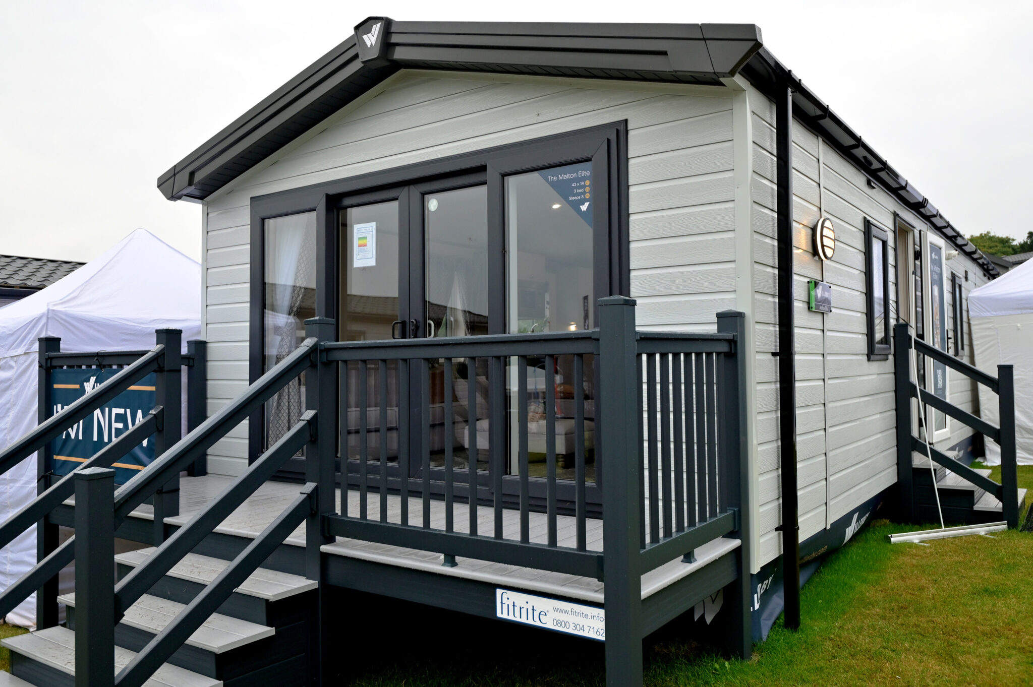 Static Caravan Insurance and Park Home Insurance | Leisuredays